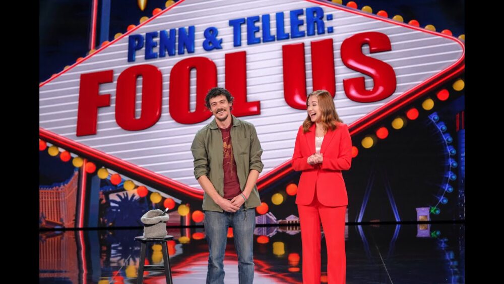 El mago español Mario López sorprende a Penn & Teller con su ...